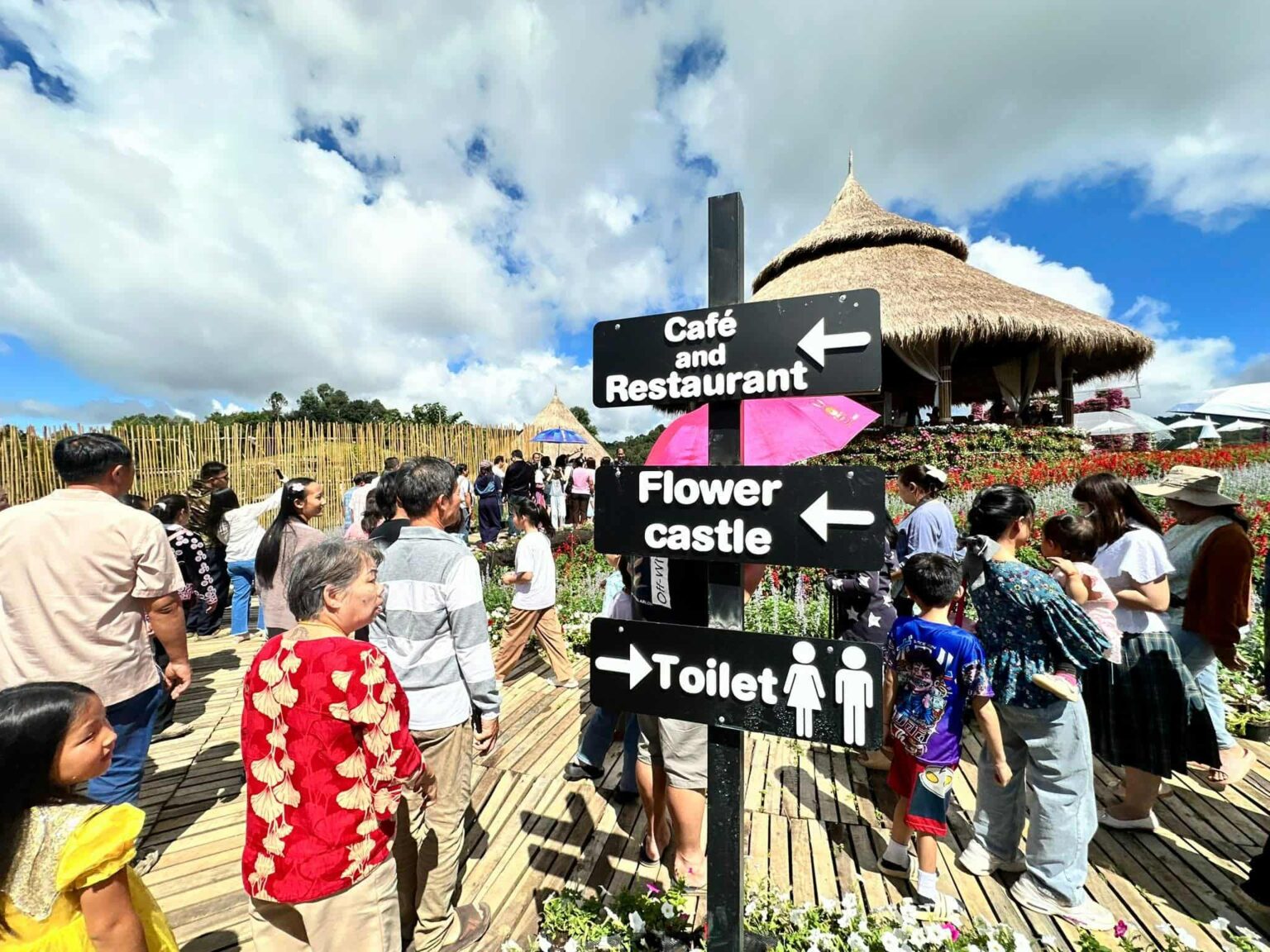 ส่องไฮไลท์! The First Miracle Flower Castle ทำไมต้องไปเช็กอิน ปราสาท ...